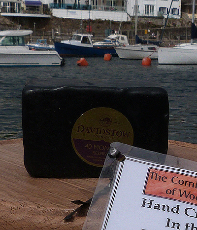 Davidstowe Mature Cheddar 300g - Purely Cornish for Cornish Hampers